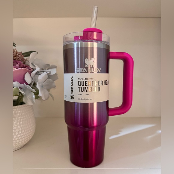 Stanley | Dining | Last Chance Stanley 3 Oz Quencher H20 Flowstate ...